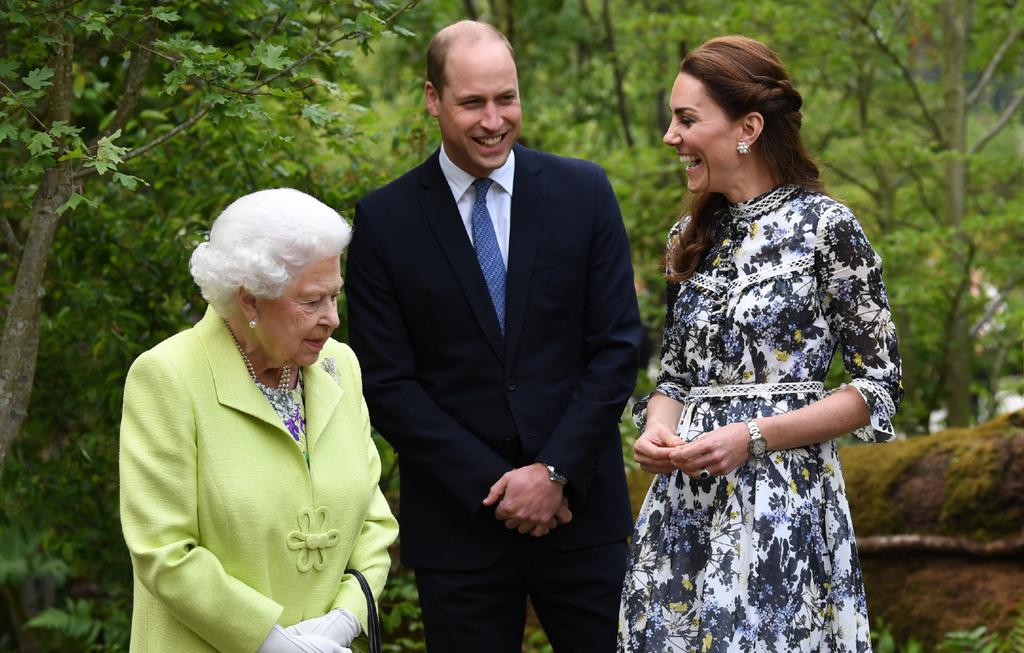Queen Elizabeth 'Has Great Trust' In Kate Middleton - The Royal Observer