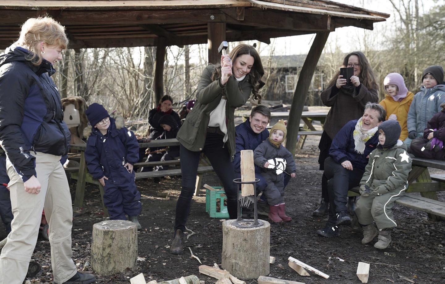 Kate Middleton Chops Wood During Her Visit To Forest Kindergarten: Pics ...