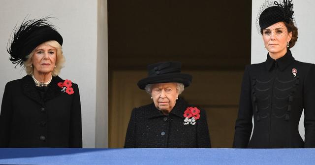 Kate & Camilla Had A 'Blazing Blowout' After Queen Elizabeth's Death ...