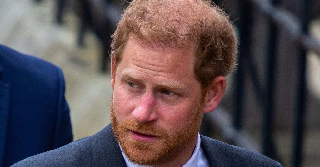 Prince Harry Was All Alone During His U.K. Visit To Elizabeth II's Tomb ...