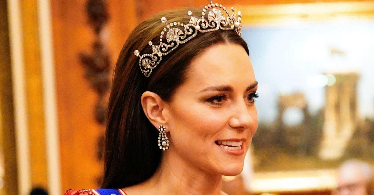 Kate Middleton Photo 'Was Meant To Reassure Us But Has Done Opposite ...