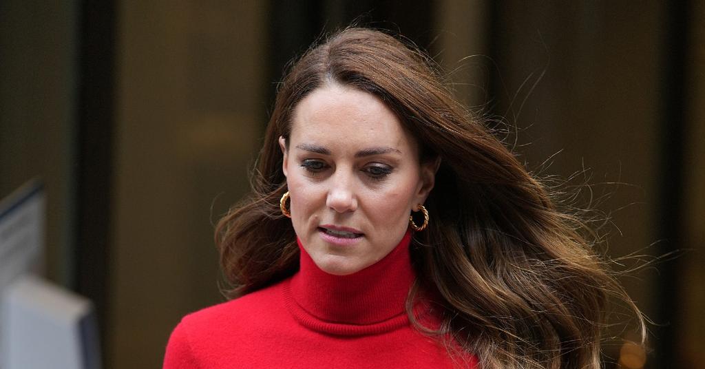 Kate Middleton Was 'Really Hung Up' On Her Ex-BF Before Prince William ...