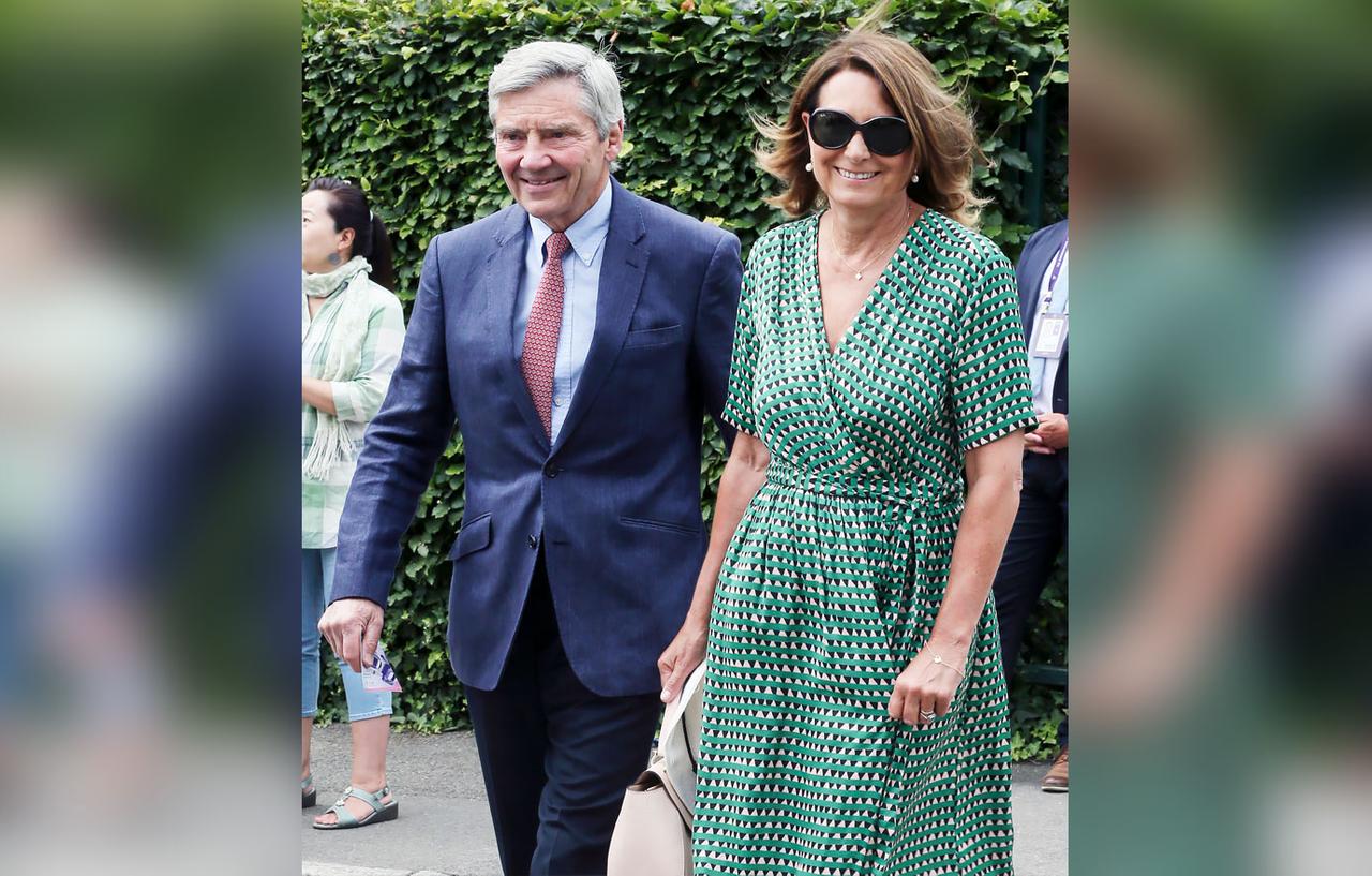 Prince Louis Looks Like Kate Middleton's Father In Christmas Photo ...