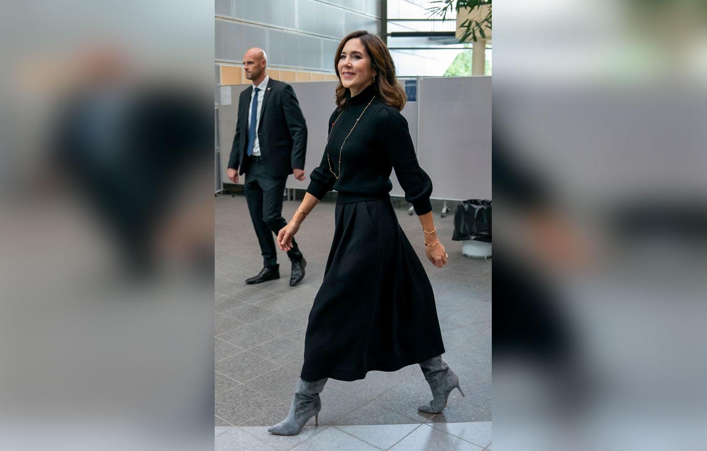 Princess Mary Wears Long Black Dress At International Day Of The Girl ...
