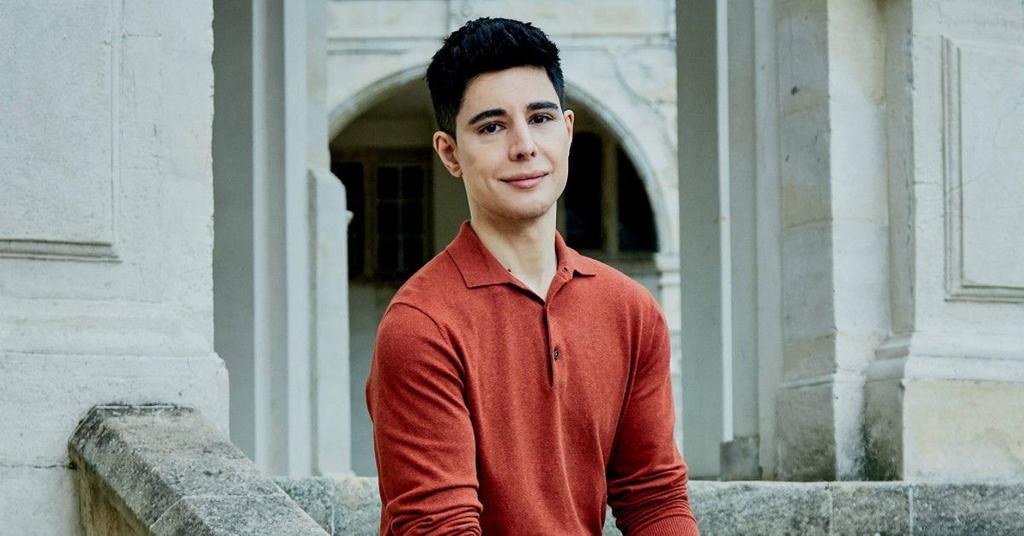 Prince Archie Skin Color Culprit Revealed In Dutch Edition Of Book ...