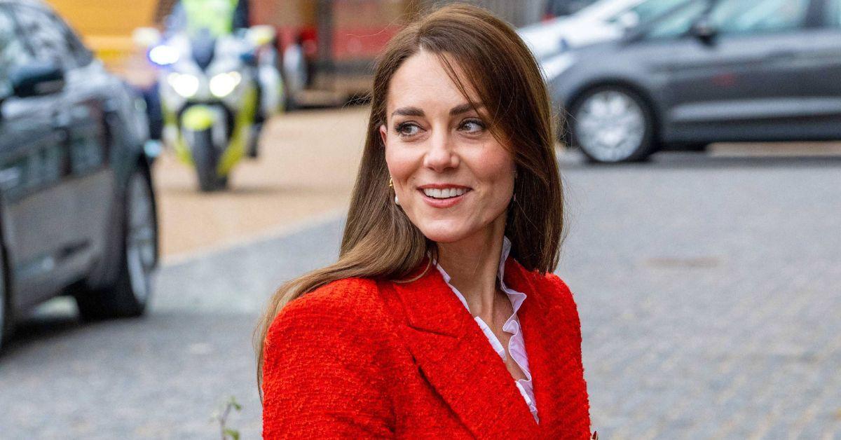 Princess Kate Does Kensington Palace 'A Favor' For Photoshop Flop - The ...